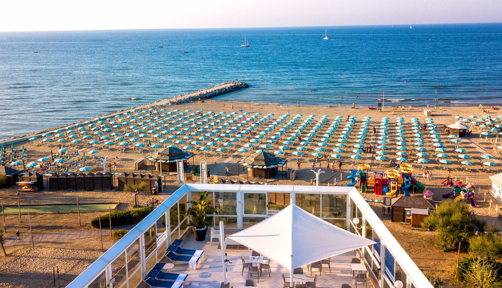 Offerte Ponti di Primavera a Rimini sul mare - Hotel Baia Imperiale Rimini